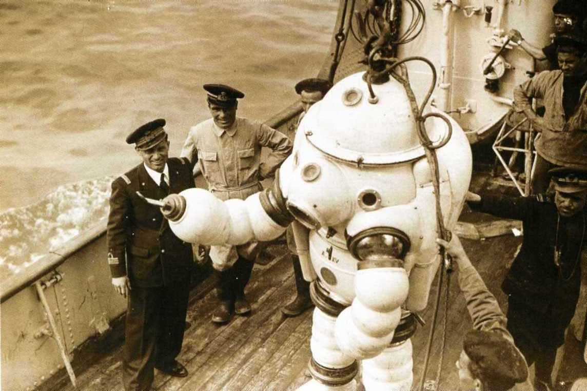 Drass x Galeazzi || Squale Official Website